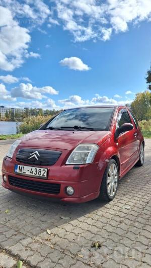 Sarkans Citroen C2 2007 Rīga, ar dzinēja tilpumu 1.60 L un nobraukumu 143 tūkst. km par 1500 €, foto 3 vietnē AUTOMOTO.COM.LV