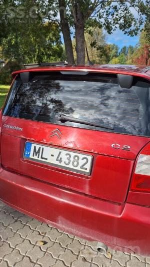 Sarkans Citroen C2 2007 Rīga, ar dzinēja tilpumu 1.60 L un nobraukumu 143 tūkst. km par 1500 €, foto 5 vietnē AUTOMOTO.COM.LV