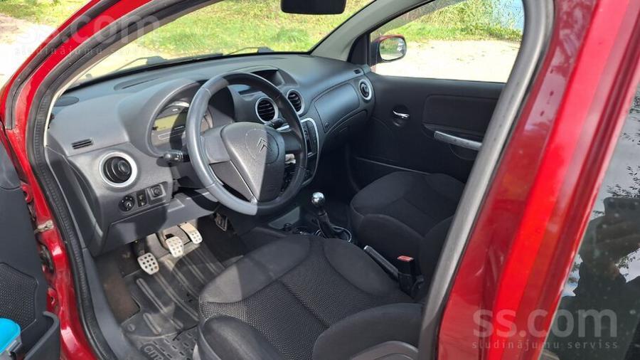 Sarkans Citroen C2 2007 Rīga, ar dzinēja tilpumu 1.60 L un nobraukumu 143 tūkst. km par 1500 €, foto 7 vietnē AUTOMOTO.COM.LV