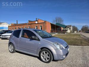 Violet Citroen C2 2003 in Ventspils, with an engine capacity of 1.10 L and mileage of 202 thousand km for 1300 €, photo 4 on AUTOMOTO.COM.LV