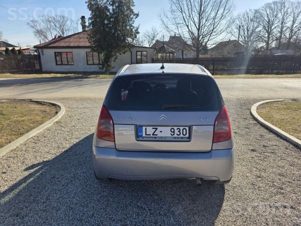 Violet Citroen C2 2003 in Ventspils, with an engine capacity of 1.10 L and mileage of 202 thousand km for 1300 €, photo 8 on AUTOMOTO.COM.LV