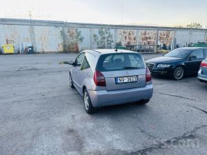 Violet Citroen C2 2004 in Riga, with an engine capacity of 1.40 L and mileage of 308 thousand km for 590 €, photo 6 on AUTOMOTO.COM.LV
