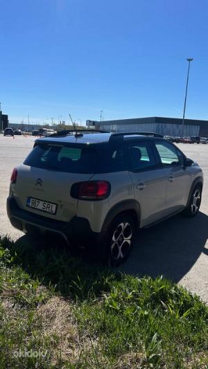 Smilšu krāsa Citroen c3-aircross 2020 Tallina, ar dzinēja tilpumu 0.00 L un nobraukumu 93 tūkst. km par 9950 €, foto 23 vietnē AUTOMOTO.COM.LV