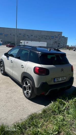 Smilšu krāsa Citroen c3-aircross 2020 Tallina, ar dzinēja tilpumu 0.00 L un nobraukumu 93 tūkst. km par 9950 €, foto 24 vietnē AUTOMOTO.COM.LV