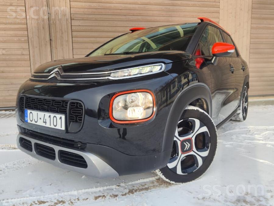 Melns Citroen c3-aircross 2018 Jelgava, ar dzinēja tilpumu 1.20 L un nobraukumu 0 tūkst. km par 9990 €, foto 1 vietnē AUTOMOTO.COM.LV