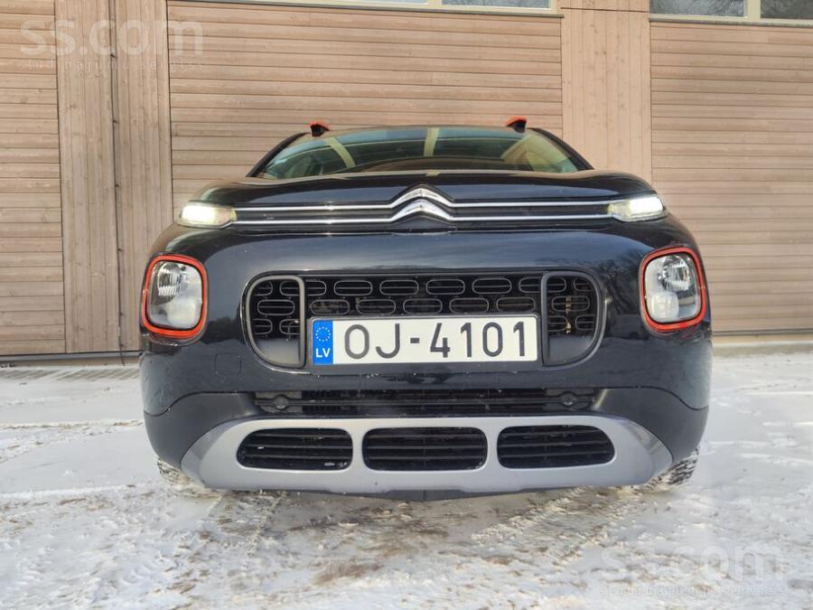 Melns Citroen c3-aircross 2018 Jelgava, ar dzinēja tilpumu 1.20 L un nobraukumu 0 tūkst. km par 9990 €, foto 5 vietnē AUTOMOTO.COM.LV
