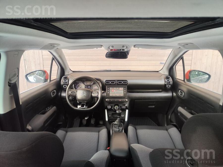 Melns Citroen c3-aircross 2018 Jelgava, ar dzinēja tilpumu 1.20 L un nobraukumu 0 tūkst. km par 9990 €, foto 11 vietnē AUTOMOTO.COM.LV