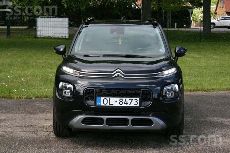 Черный Ситроен C3 Aircross 2018 в Елгава, объемом двигателя 1.20 л и пробегом 147 тыс. км за 7880 €, фото 4 на AUTOMOTO.COM.LV