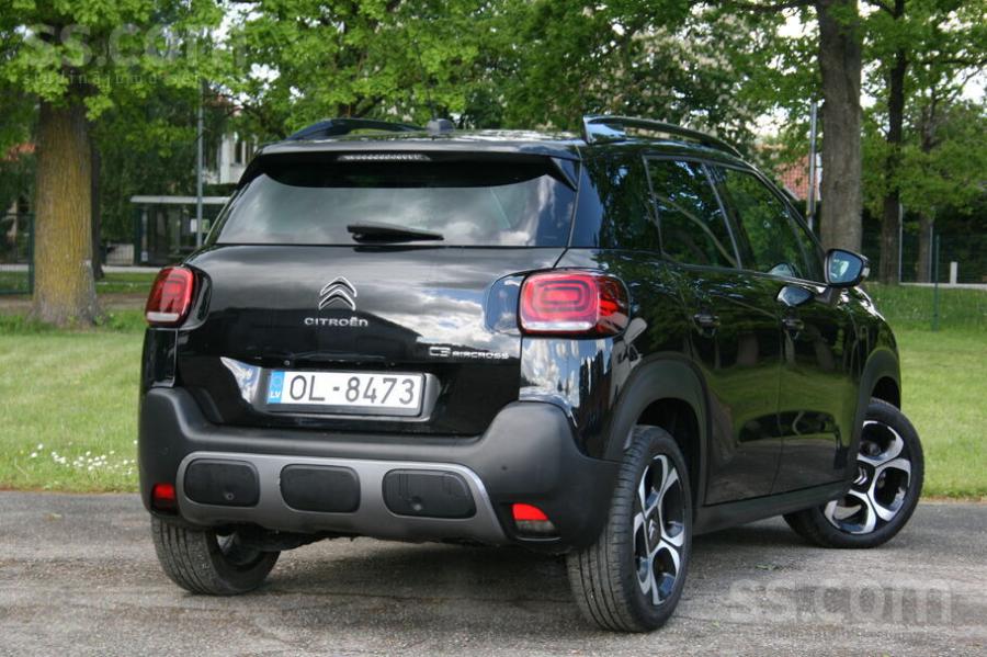 Черный Ситроен C3 Aircross 2018 в Елгава, объемом двигателя 1.20 л и пробегом 147 тыс. км за 7880 €, фото 8 на AUTOMOTO.COM.LV
