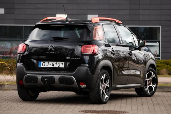 Черный Ситроен C3 Aircross 2018 в Елгава, объемом двигателя 1.20 л и пробегом 152 тыс. км за 8990 €, фото 3 на AUTOMOTO.COM.LV