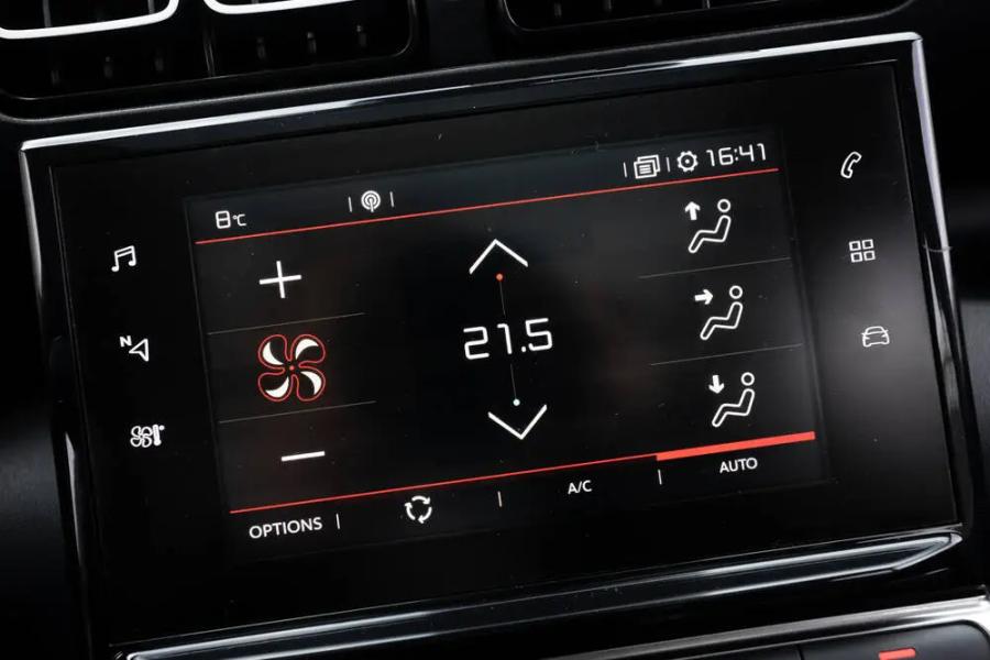 Черный Ситроен C3 Aircross 2018 в Елгава, объемом двигателя 1.20 л и пробегом 152 тыс. км за 8990 €, фото 24 на AUTOMOTO.COM.LV