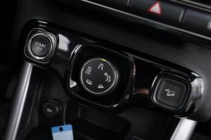 Черный Ситроен C3 Aircross 2018 в Елгава, объемом двигателя 1.20 л и пробегом 152 тыс. км за 8990 €, фото 28 на AUTOMOTO.COM.LV
