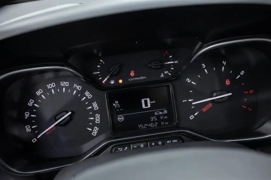 Черный Ситроен C3 Aircross 2018 в Елгава, объемом двигателя 1.20 л и пробегом 152 тыс. км за 8990 €, фото 35 на AUTOMOTO.COM.LV
