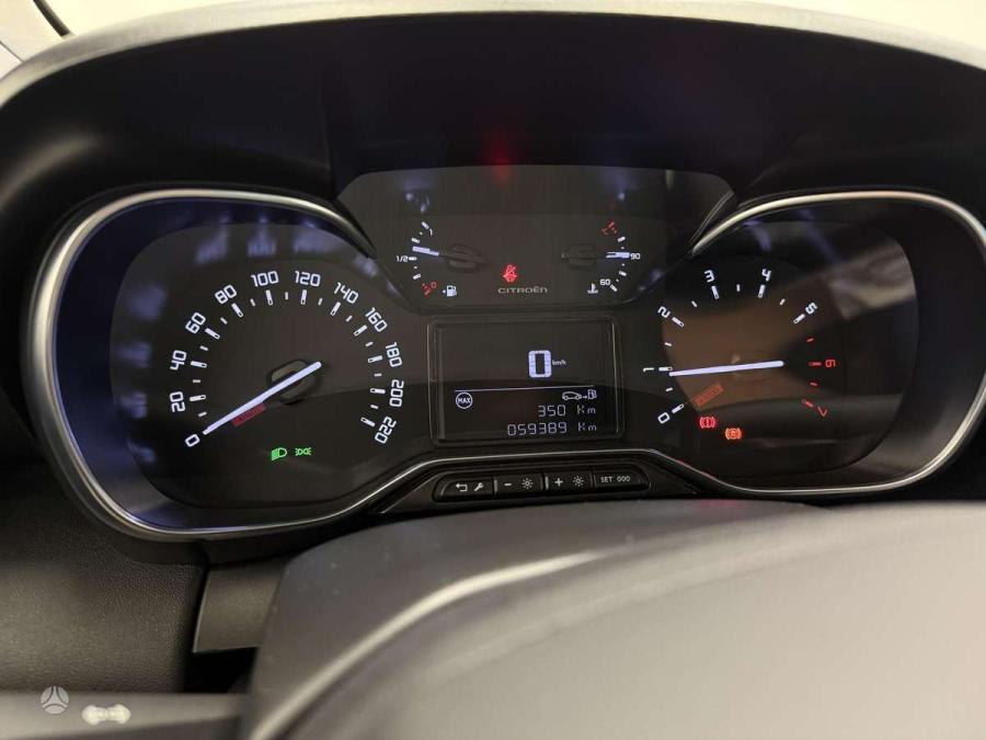 Черный Ситроен C3 Aircross 2021 в Вильнюс, объемом двигателя 1.20 л и пробегом 59 тыс. км за 10990 €, фото 15 на AUTOMOTO.COM.LV