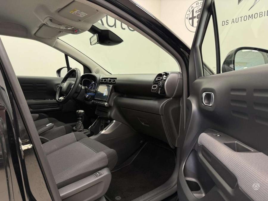 Черный Ситроен C3 Aircross 2021 в Вильнюс, объемом двигателя 1.20 л и пробегом 59 тыс. км за 10990 €, фото 24 на AUTOMOTO.COM.LV