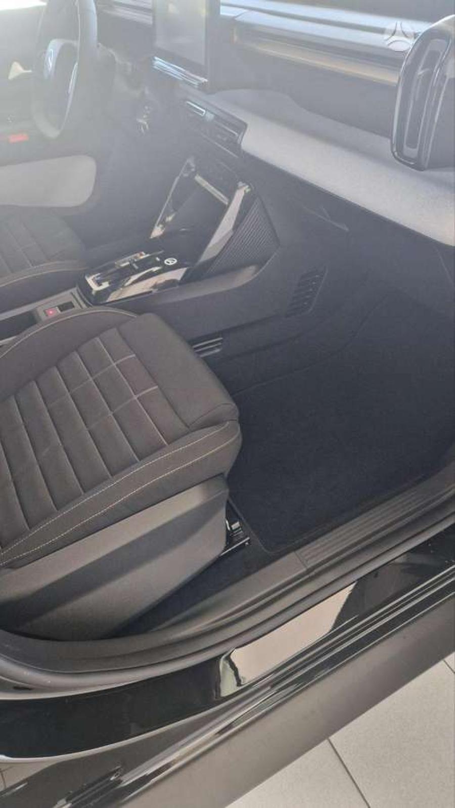 Черный Ситроен C3 Aircross 2025 в Паневежис, объемом двигателя 1.20 л и пробегом 3 тыс. км за 20300 €, фото 9 на AUTOMOTO.COM.LV