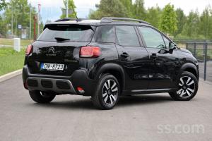 Melns Citroen c3-aircross 2018 Jelgava, ar dzinēja tilpumu 1.20 L un nobraukumu 0 tūkst. km par 7990 €, foto 5 vietnē AUTOMOTO.COM.LV