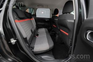 Melns Citroen c3-aircross 2018 Jelgava, ar dzinēja tilpumu 1.20 L un nobraukumu 0 tūkst. km par 7990 €, foto 12 vietnē AUTOMOTO.COM.LV