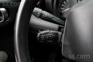 Melns Citroen c3-aircross 2018 Jelgava, ar dzinēja tilpumu 1.20 L un nobraukumu 0 tūkst. km par 7990 €, foto 24 vietnē AUTOMOTO.COM.LV
