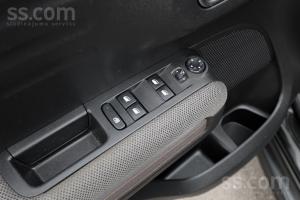 Melns Citroen c3-aircross 2018 Jelgava, ar dzinēja tilpumu 1.20 L un nobraukumu 0 tūkst. km par 7990 €, foto 27 vietnē AUTOMOTO.COM.LV