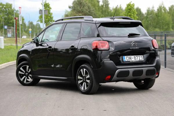 Black Citroen c3-aircross 2018 in Jelgava, with an engine capacity of 1.20 L and mileage of 108 thousand km for 7990 €, photo 6 on AUTOMOTO.COM.LV