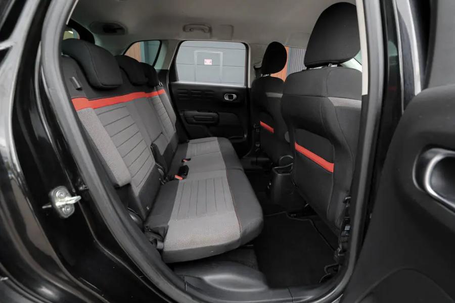 Черный Ситроен C3 Aircross 2018 в Елгава, объемом двигателя 1.20 л и пробегом 108 тыс. км за 7990 €, фото 12 на AUTOMOTO.COM.LV
