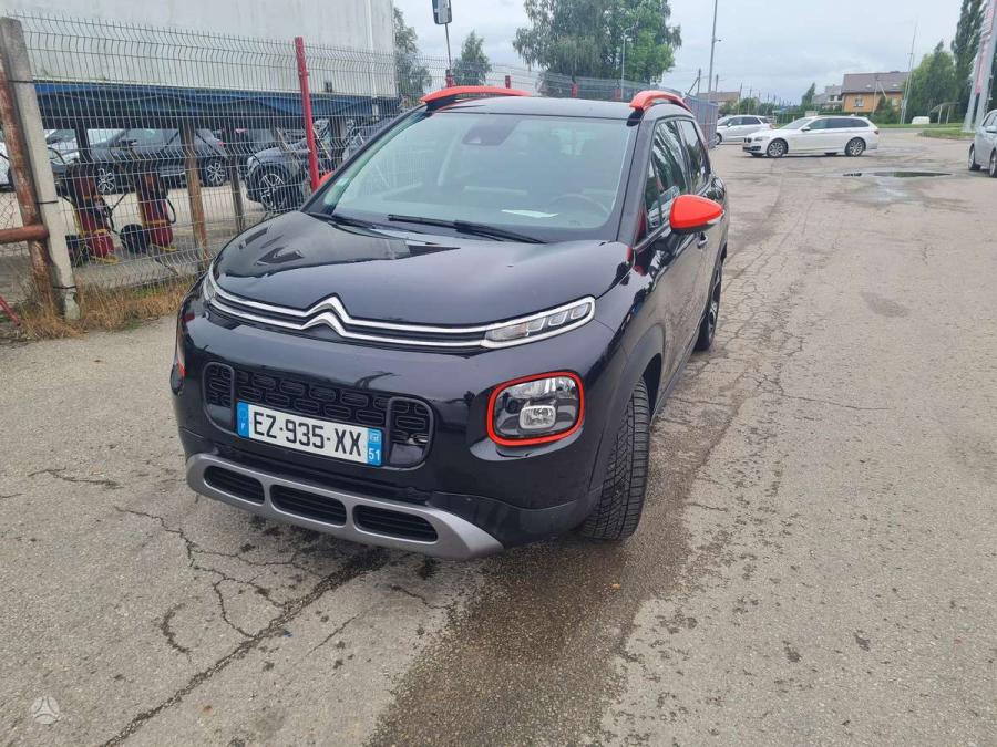 Черный Ситроен C3 Aircross 2018 в Таураге, объемом двигателя 1.60 л и пробегом 187 тыс. км за 6450 €, фото 15 на AUTOMOTO.COM.LV
