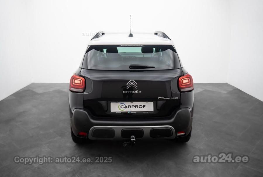 Melns Citroen c3-aircross 2021 Tallina, ar dzinēja tilpumu 1.20 L un nobraukumu 58 tūkst. km par 12899 €, foto 5 vietnē AUTOMOTO.COM.LV