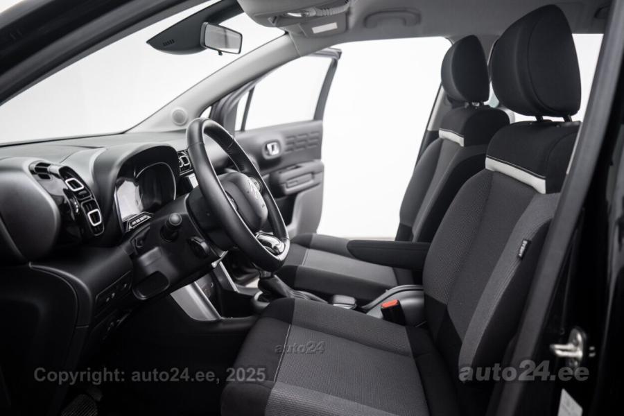 Melns Citroen c3-aircross 2021 Tallina, ar dzinēja tilpumu 1.20 L un nobraukumu 58 tūkst. km par 12899 €, foto 7 vietnē AUTOMOTO.COM.LV