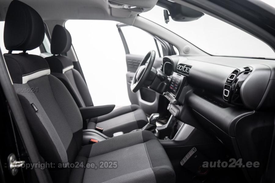 Melns Citroen c3-aircross 2021 Tallina, ar dzinēja tilpumu 1.20 L un nobraukumu 58 tūkst. km par 12899 €, foto 10 vietnē AUTOMOTO.COM.LV