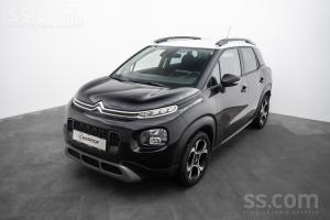 Черный Ситроен C3 Aircross 2021 в Таллин, объемом двигателя 1.20 л и пробегом 58 тыс. км за 12899 €, фото  на AUTOMOTO.COM.LV