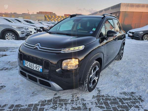 Черный Ситроен C3 Aircross 2018 в Таураге, объемом двигателя 1.20 л и пробегом 204 тыс. км за 6800 €, фото 1 на AUTOMOTO.COM.LV
