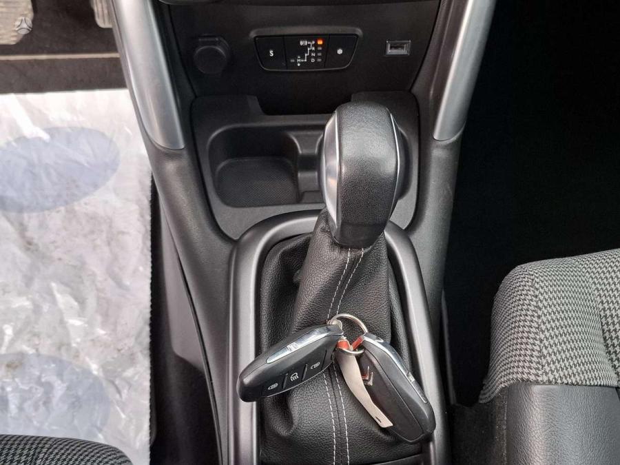 Melns Citroen c3-aircross 2018 Tauragė, ar dzinēja tilpumu 1.20 L un nobraukumu 190 tūkst. km par 7200 €, foto 15 vietnē AUTOMOTO.COM.LV