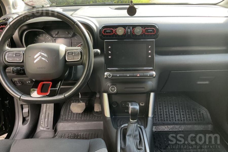 Black Citroen c3-aircross 2019 in Riga, with an engine capacity of 1.20 L and mileage of 78 thousand km for 10500 €, photo 10 on AUTOMOTO.COM.LV
