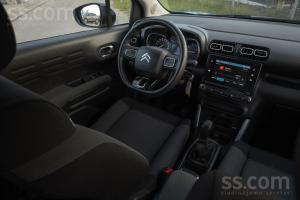 Синий Ситроен C3 Aircross 2018 в Елгава, объемом двигателя 1.20 л и пробегом 81 тыс. км за 7790 €, фото 11 на AUTOMOTO.COM.LV