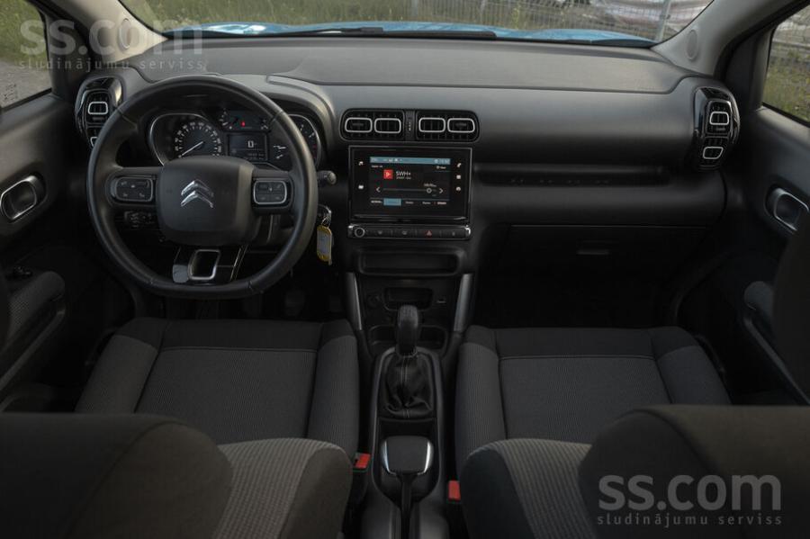 Синий Ситроен C3 Aircross 2018 в Елгава, объемом двигателя 1.20 л и пробегом 81 тыс. км за 7790 €, фото 12 на AUTOMOTO.COM.LV