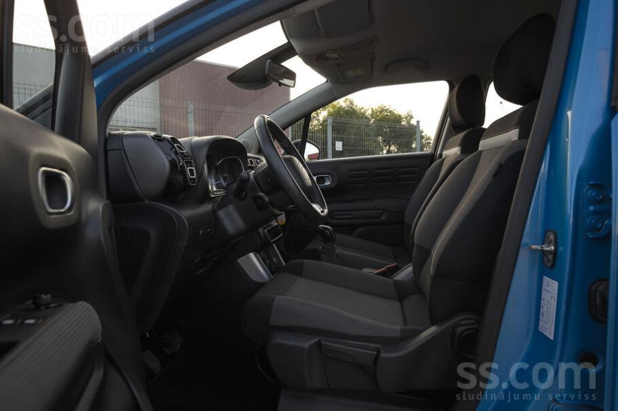 Синий Ситроен C3 Aircross 2018 в Елгава, объемом двигателя 1.20 л и пробегом 81 тыс. км за 7790 €, фото 15 на AUTOMOTO.COM.LV