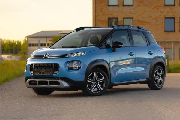 Zils Citroen c3-aircross 2018 Jelgava, ar dzinēja tilpumu 1.20 L un nobraukumu 81 tūkst. km par 7790 €, foto 2 vietnē AUTOMOTO.COM.LV