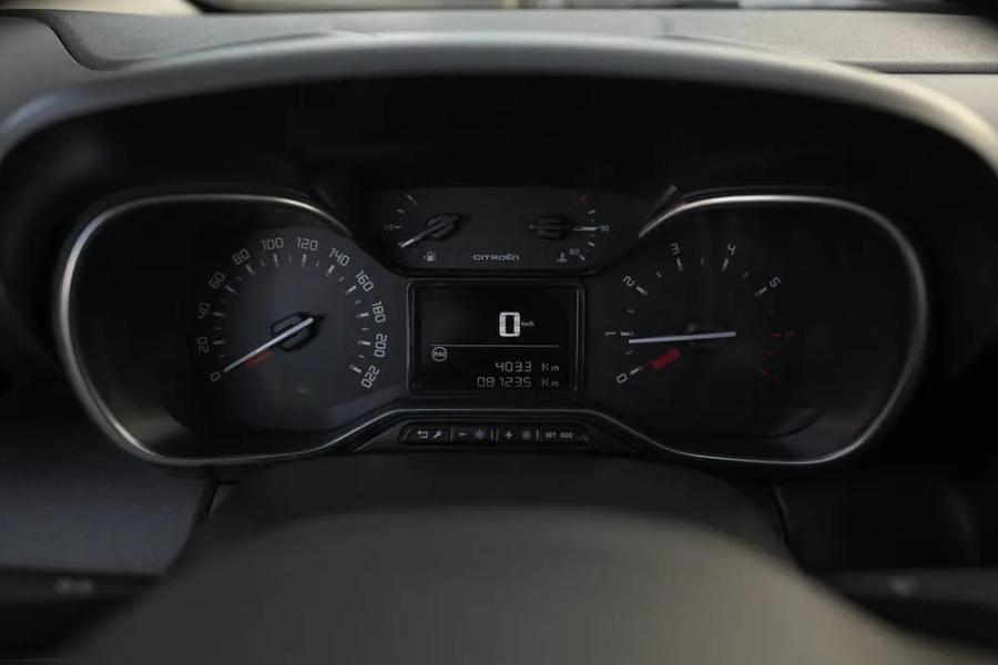 Zils Citroen c3-aircross 2018 Jelgava, ar dzinēja tilpumu 1.20 L un nobraukumu 81 tūkst. km par 7790 €, foto 19 vietnē AUTOMOTO.COM.LV