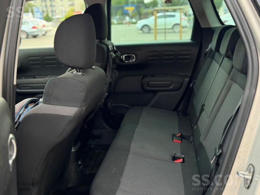 Brūns Citroen c3-aircross 2017 Rīga, ar dzinēja tilpumu 1.20 L un nobraukumu 72 tūkst. km par 9800 €, foto 10 vietnē AUTOMOTO.COM.LV