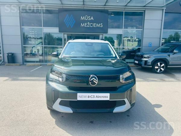 Зеленый Ситроен C3 Aircross 2026 в Рига, объемом двигателя 0.00 л и пробегом 10 тыс. км за 28637 €, фото 2 на AUTOMOTO.COM.LV