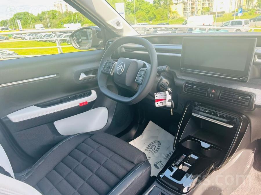 Zaļš Citroen c3-aircross 2026 Rīga, ar dzinēja tilpumu 0.00 L un nobraukumu 10 tūkst. km par 28637 €, foto 11 vietnē AUTOMOTO.COM.LV