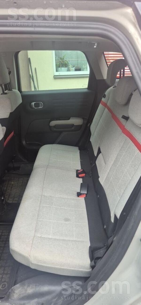 Pelēks Citroen c3-aircross 2017 Rīga, ar dzinēja tilpumu 1.20 L un nobraukumu 110 tūkst. km par 7500 €, foto 2 vietnē AUTOMOTO.COM.LV