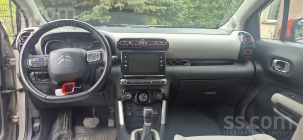 Pelēks Citroen c3-aircross 2017 Rīga, ar dzinēja tilpumu 1.20 L un nobraukumu 110 tūkst. km par 7500 €, foto 3 vietnē AUTOMOTO.COM.LV