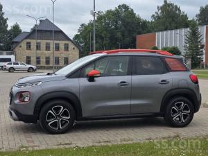 Pelēks Citroen c3-aircross 2018 Cēsis, ar dzinēja tilpumu 1.60 L un nobraukumu 250 tūkst. km par 7500 €, foto 14 vietnē AUTOMOTO.COM.LV