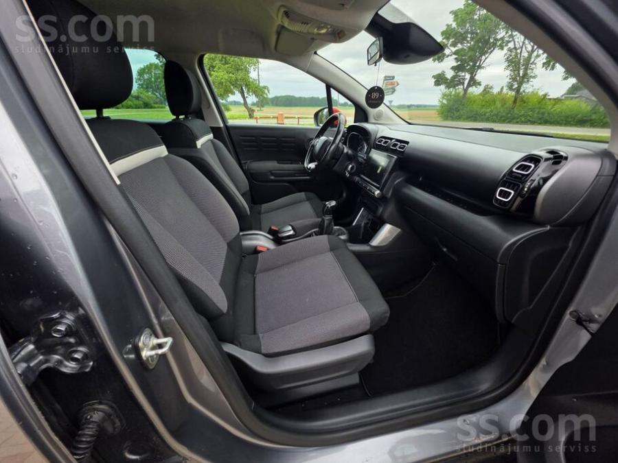 Pelēks Citroen c3-aircross 2018 Cēsis, ar dzinēja tilpumu 1.60 L un nobraukumu 250 tūkst. km par 7500 €, foto 25 vietnē AUTOMOTO.COM.LV