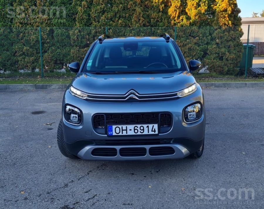 Серый Ситроен C3 Aircross 2018 в Елгава, объемом двигателя 1.20 л и пробегом 0 тыс. км за 7900 €, фото 1 на AUTOMOTO.COM.LV