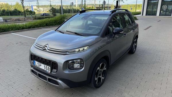 Grey Citroen c3-aircross 2018 in Vilnius, with an engine capacity of 1.20 L and mileage of 184 thousand km for 5500 €, photo 2 on AUTOMOTO.COM.LV
