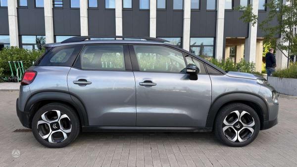 Grey Citroen c3-aircross 2018 in Vilnius, with an engine capacity of 1.20 L and mileage of 184 thousand km for 5500 €, photo 7 on AUTOMOTO.COM.LV