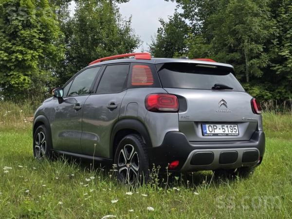 Pelēks Citroen c3-aircross 2018 Cēsis, ar dzinēja tilpumu 1.60 L un nobraukumu 191 tūkst. km par 6900 €, foto 10 vietnē AUTOMOTO.COM.LV